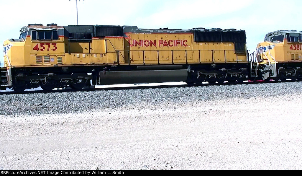 WB Military Unit Frt at Decatur Blvd (3)